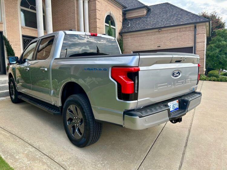 ford lightning flash